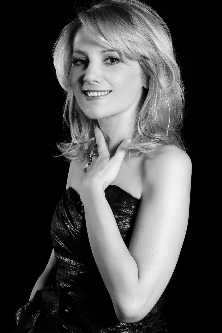 Nola, Barbara - Gavella